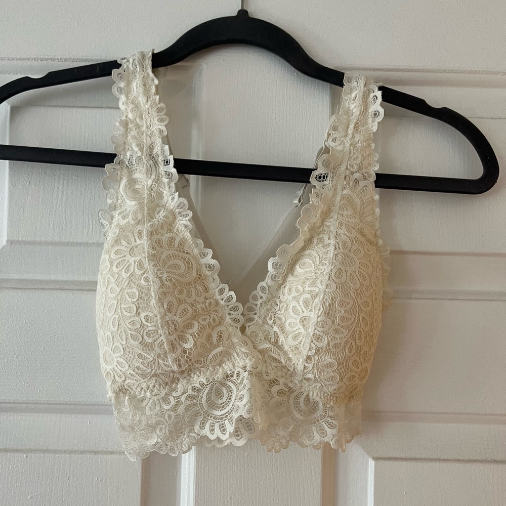 Lulu's Major Love Ivory Lace Bralette - Gem